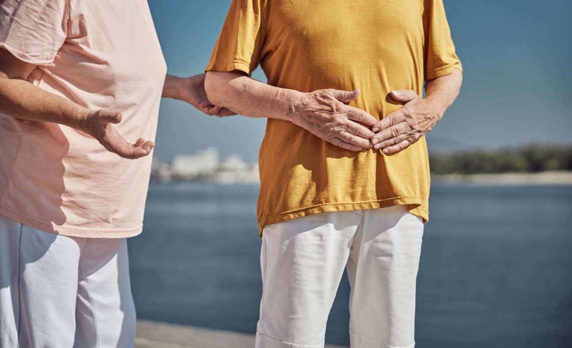 ¿Cómo afecta el Meteorismo Intestinal en Ancianos? – El Blog de MiResi