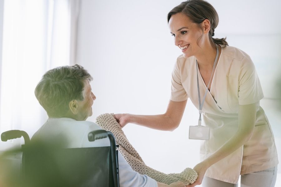 10 síntomas de Demencia Senil: Descúbrelos y busca ayuda